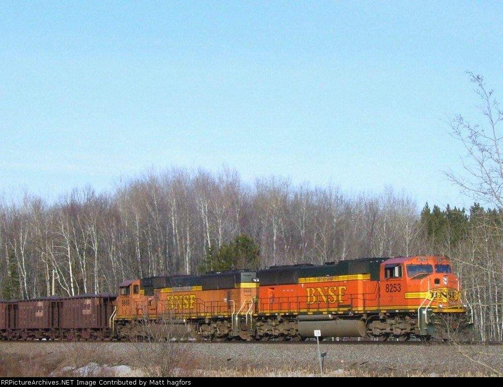 BNSF 8253